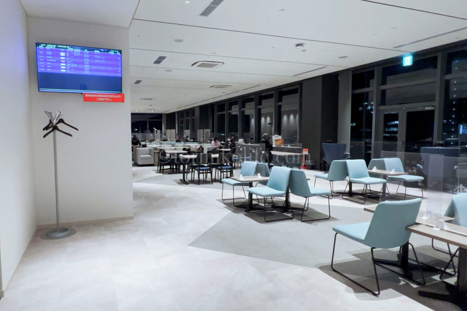 関西空港 JAL&ANA共用 国内線ラウンジ「ラウンジKANSAI」利用ガイド | とりひこライフ